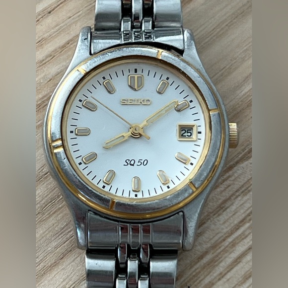 Seiko | Accessories | Seiko Sq 5 Vintage Ladies Watch White Dial Date ...